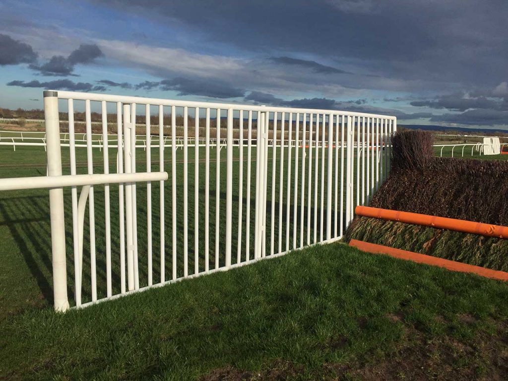 Wing Fence Yard at Ryder Sidaway blog
